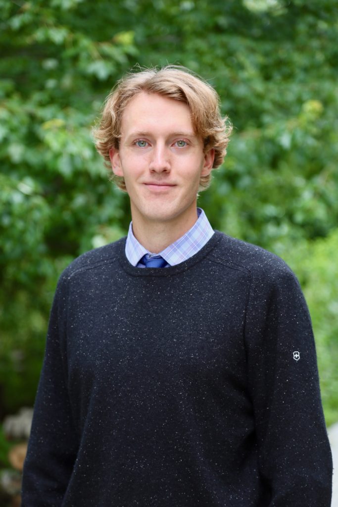 Angus-McLean-headshot-September-2018 - Yale Program on Climate Change ...