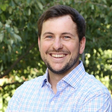 Erik-Lyon-headshot-October-2018 - Yale Program on Climate Change ...
